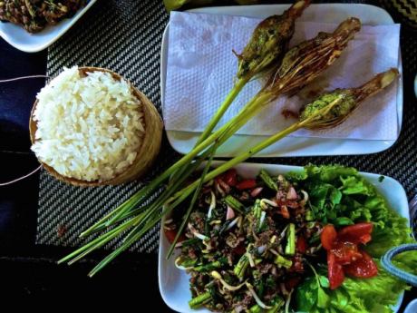 Laotian coconut sticky rice desert recipe - Nomadic Boys